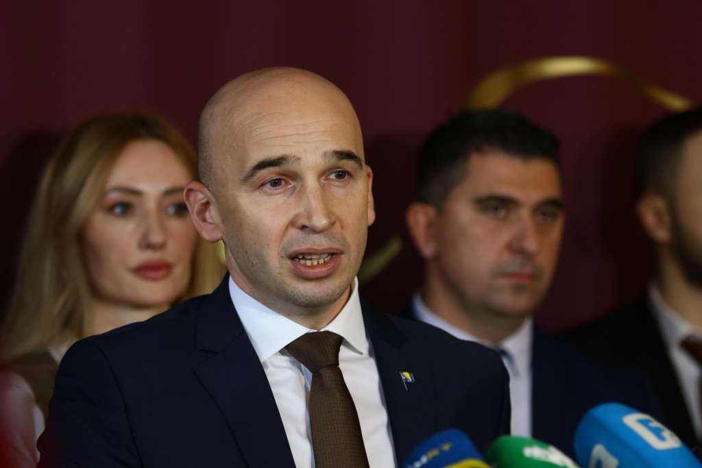 Pivić: Otklonjene nesuglasnice, UNZE će dobit novi kolektivni ugovor i ...